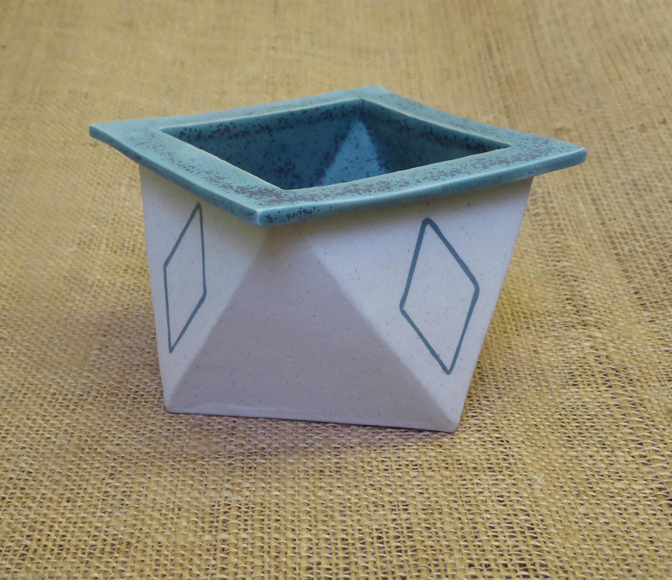 Square triangular pot. - Midlands Potters